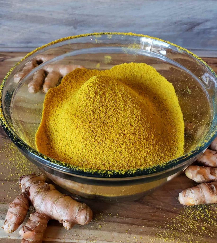 How to Make Homemade Dried Turmeric Powder ~ Homestead and Chill