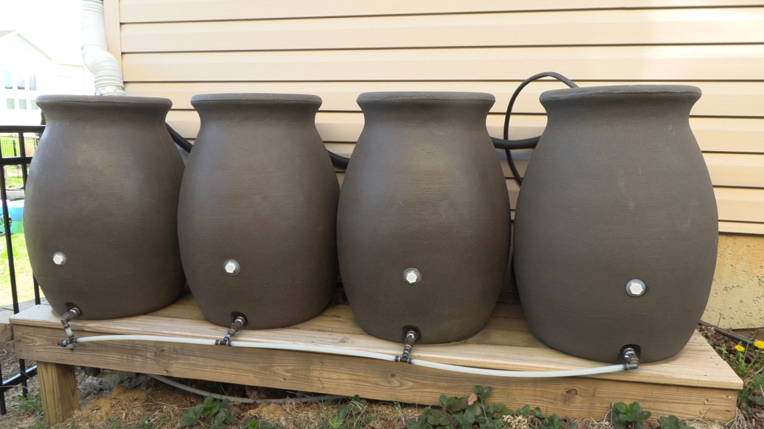 Rainwater Collection Systems 101: How to Harvest Rainwater at Home ...