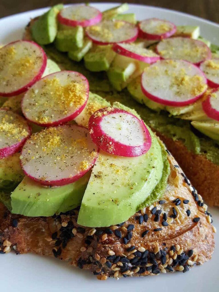 How to Make Dehydrated Lemon Powder + 13 Ways to Use It ~ Homestead and ...