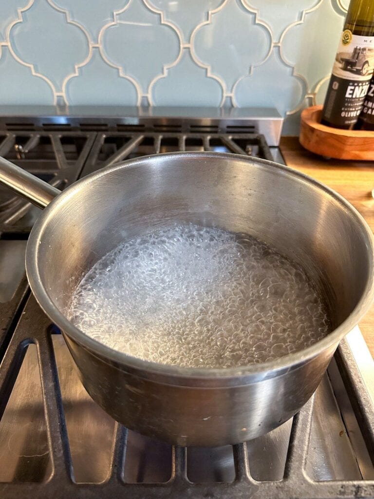 How to Make Pressed Flower Pumpkins: No-Carve Pumpkin Decorating Idea ...