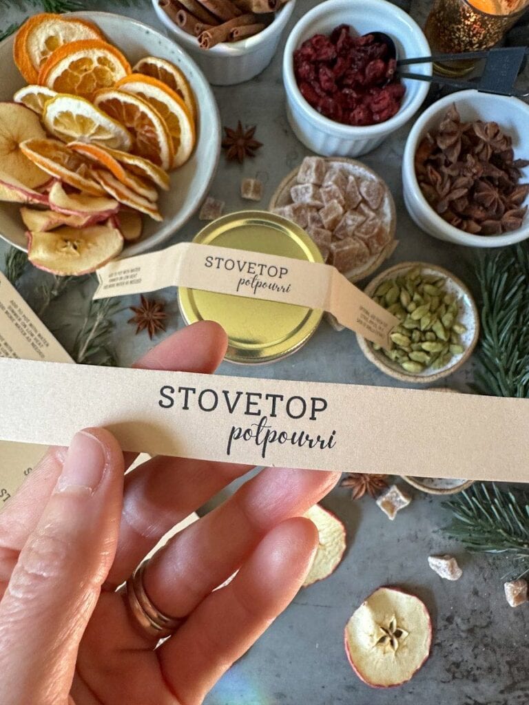 Holiday Stovetop Potpourri Mason Jar Recipes (Free Printable Gift Tag ...