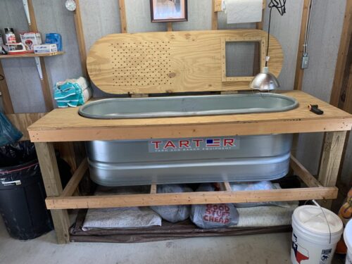 11 Easy DIY Chick Brooder Box Ideas with Photos ~ Homestead and Chill