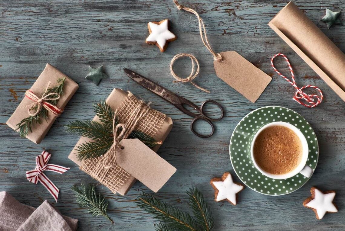 30 Best DIY Gift Ideas: Mason Jar Gifts, Food, Self Care & More ...