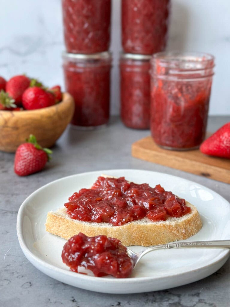 Simple Strawberry Rhubarb Jam Recipe (No Pectin, Can or Freezer ...